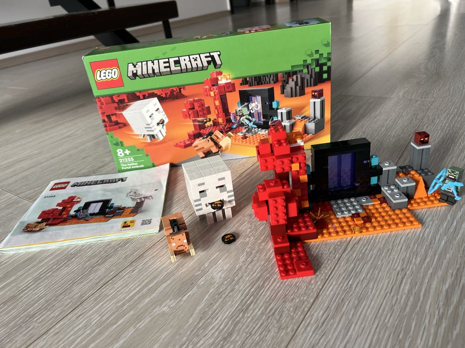 Lego minecraft Ambuscada in portalul Nether Dealu Mare • OLX.ro