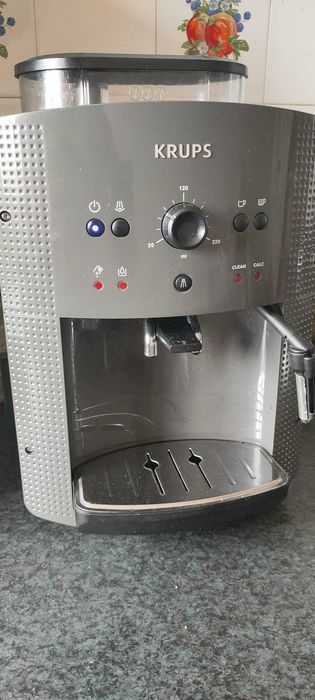 Krups EA81* , Krups Impresa E25, espressor cafea boabe Oradea • OLX.ro