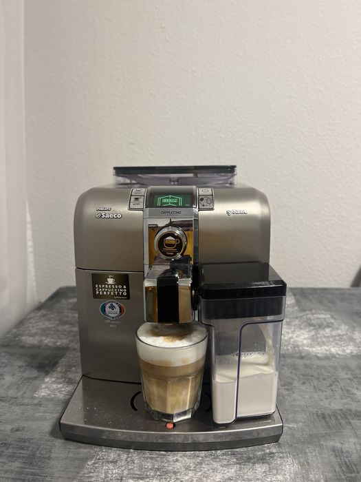 Expresor/aparat de cafea Saeco Syntia Cappuccino Arad • OLX.ro