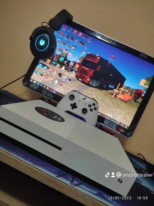 Consola Xbox one s 1TB Paunesti • OLX.ro