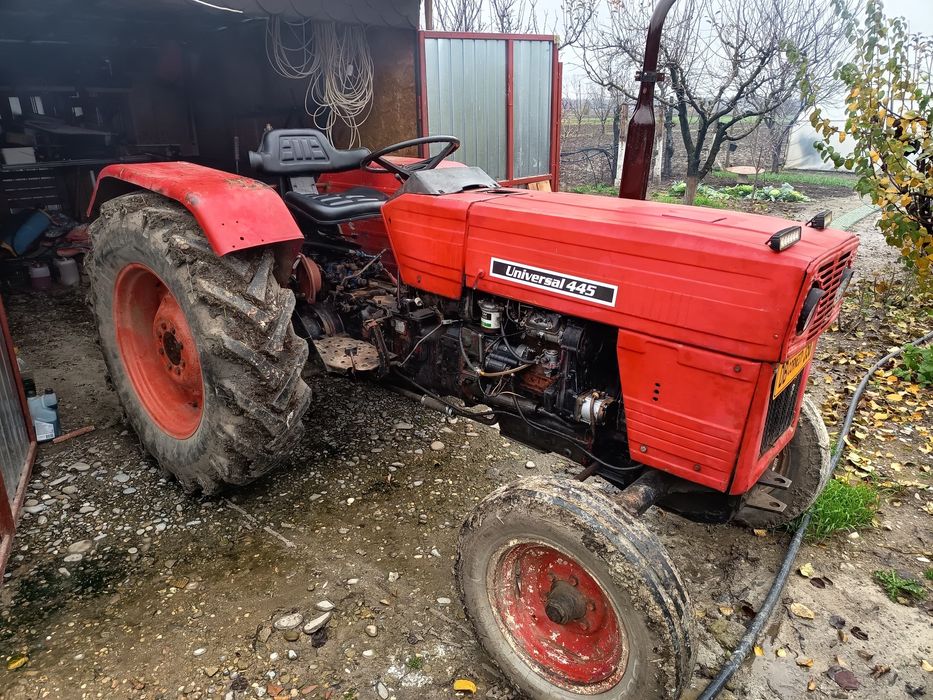 Vand tractor u 445 Cornesti • OLX.ro