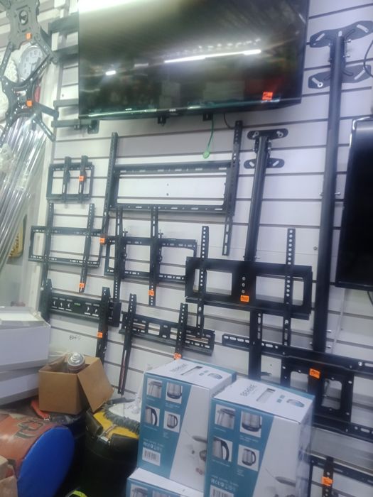 Кронштейн для телевизора. Крепление для подвески телевизора на стену: 1 ...