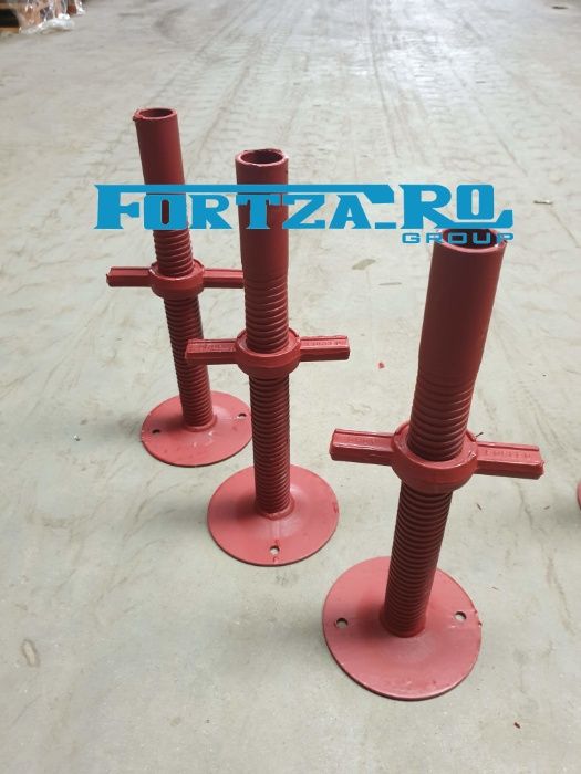 Picior cu filet pentru schela 35cm Oradea • OLX.ro