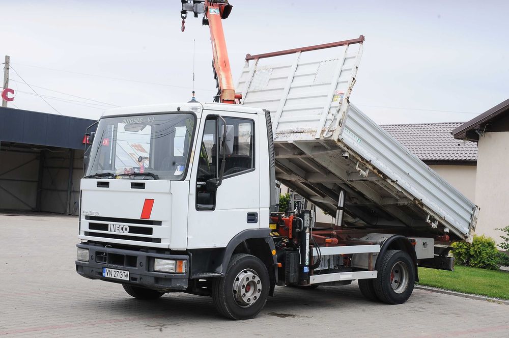 Camion basculabil IVECO EuroCargo 100E15 an 11/1999 + macara Palfinger ...