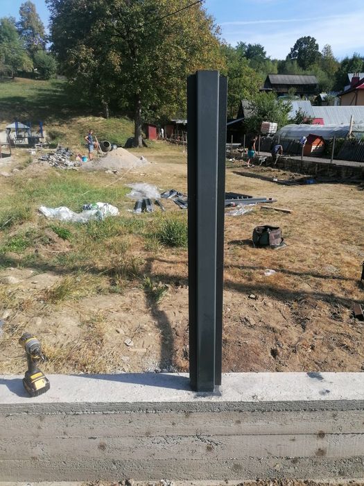 Construim garduri model Zaluzea șipca metalica Giurgiu • OLX.ro