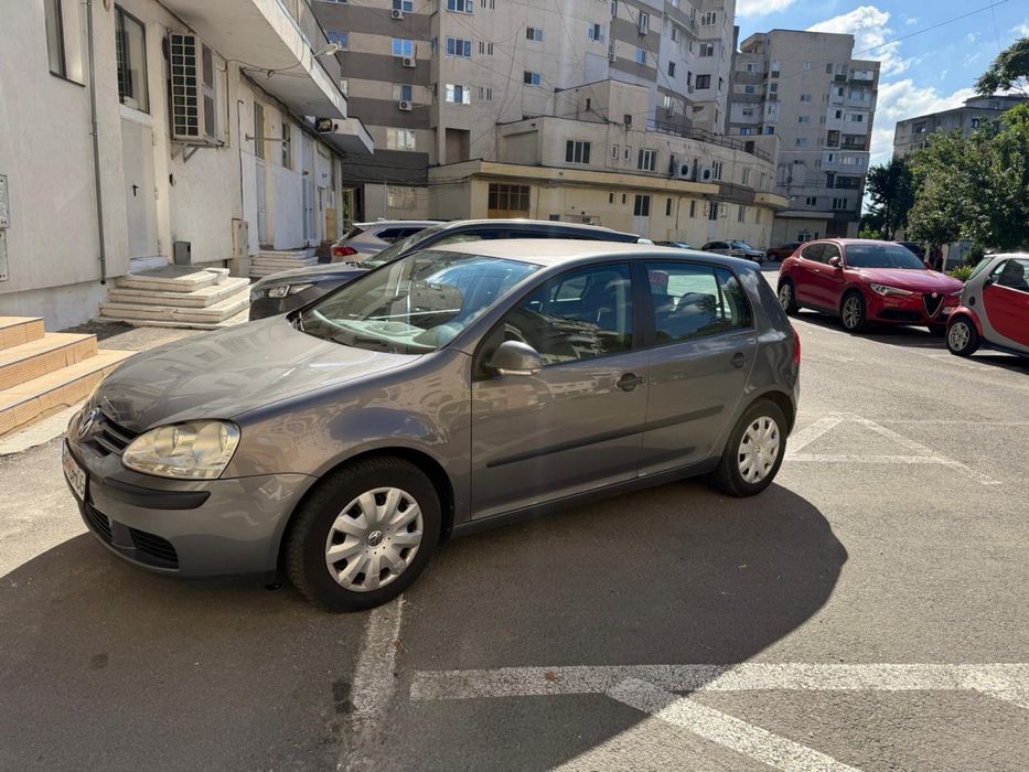 Golf 5 automat 2005 Braila • OLX.ro