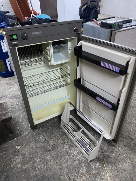 Frigider rulota/autorulota pe gaz Stana • OLX.ro