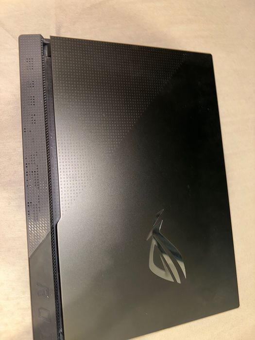 Laptop gaming asus rog strix Fetesti-Gara • OLX.ro