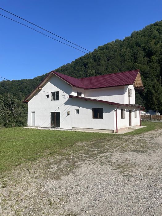 Pensiune/casă de vacanta Marisel(Rusești) cu CF Marisel • OLX.ro