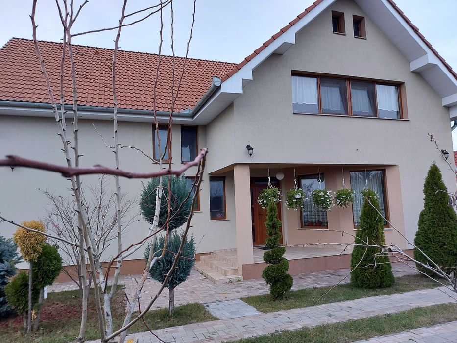Casa de vinzare in Livada de Bihor sau schimb cu una mai mica Oradea ...