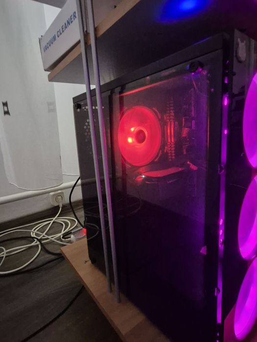 Vand Setup de Gaming Onesti • OLX.ro