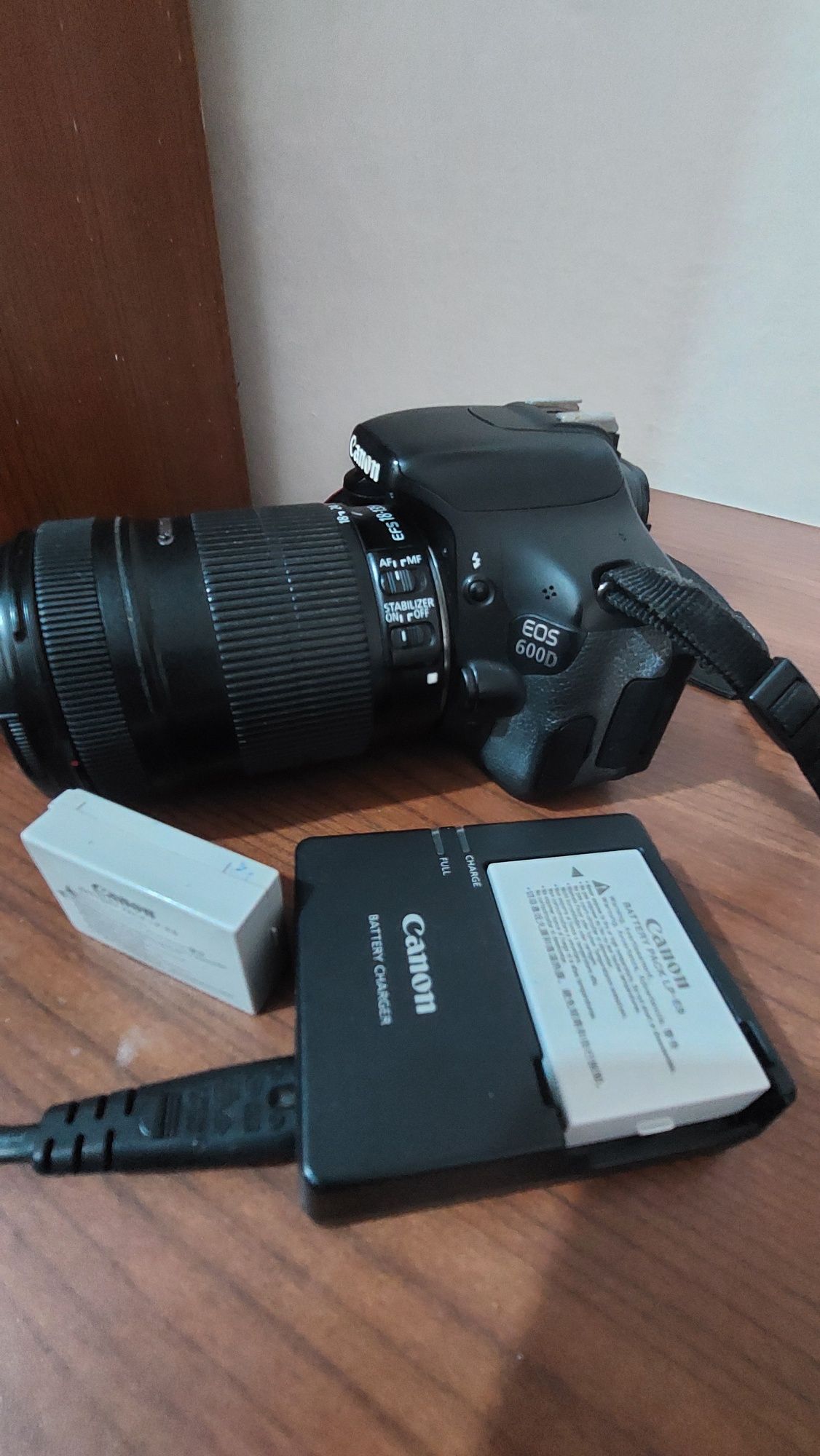 Продам фотоаппарат Canon 600D - Цифровые фотоаппараты Алматы на Olx