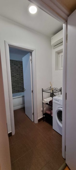 Bun pentru investiție, proprietar vând apartament doua camere Bucuresti ...