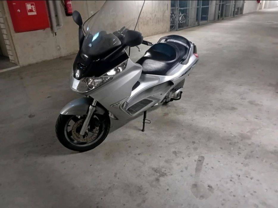 Piaggio X8 200 cmc Medias • OLX.ro