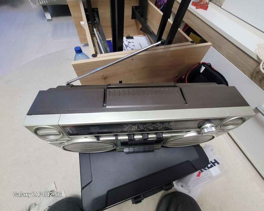 Boombox Sharp GF 5757 Alexandru cel Bun • OLX.ro