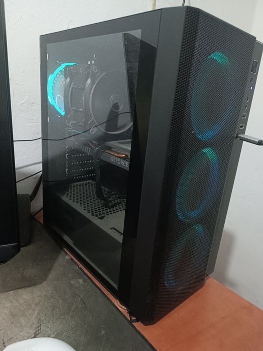 Calculator PC gaming RTX 4060 32Gb RAM Pitesti • OLX.ro