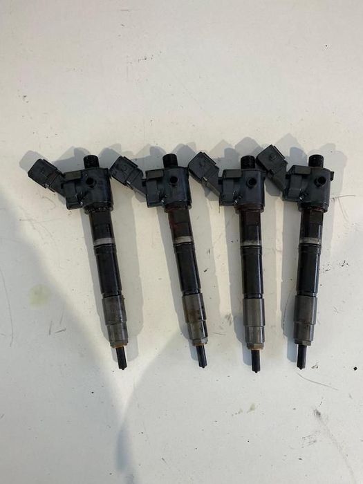 Injectoare diesel Volvo XC90 XC60 V60 S60 V70 S90 V40 V40CC 31336878 ...