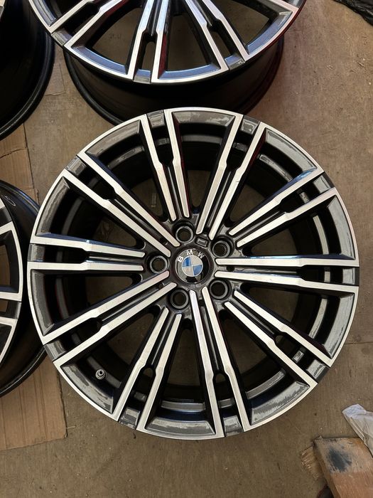 Jante originale BMW G20-G21-G22 styling M790 bicolor Buzau • OLX.ro