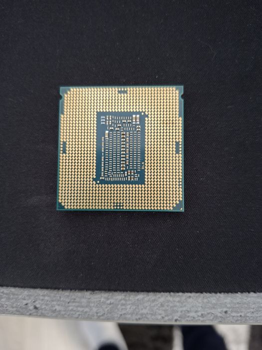 Procesor Intel Core i5-9600k 3.7Ghz Valea Mare-Podgoria • OLX.ro