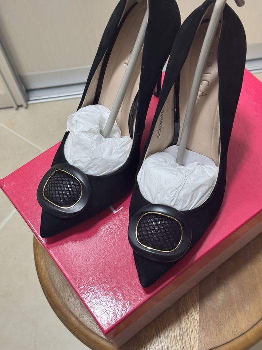 Pantofi negri, piele intoarsa Floresti • OLX.ro
