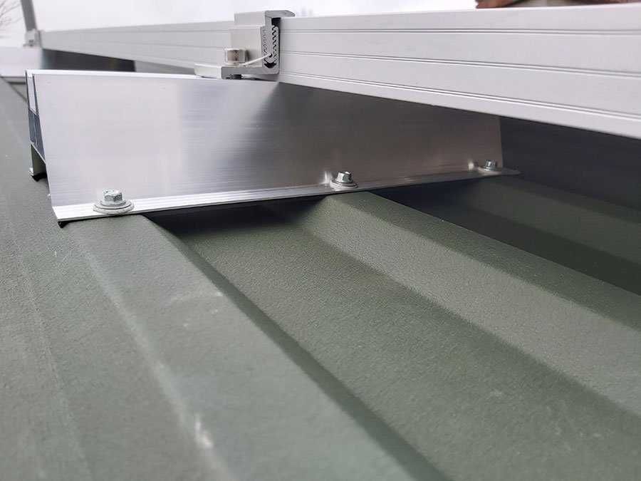 Mini sina panou solar fotovoltaic sandwich, tabla trapezoidala ...