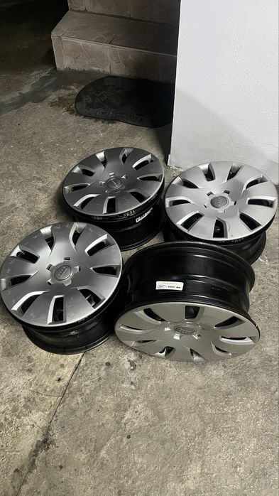 Jante tablă/oțel r16 cu capace originale audi wolksvagen Reghin • OLX.ro