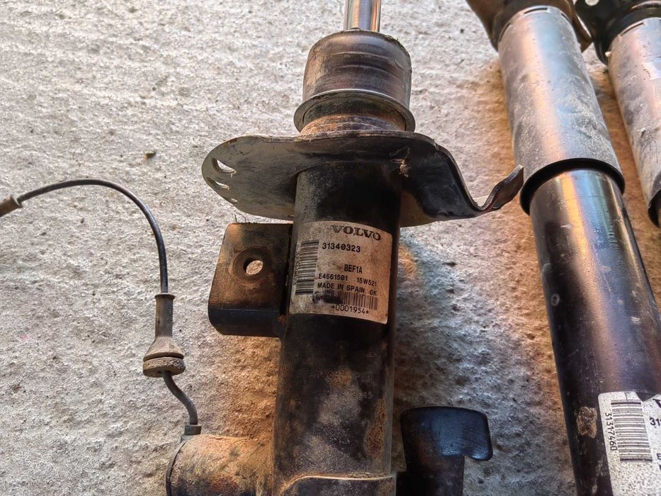 Vind telescoape active Volvo xc60. Timisoara • OLX.ro