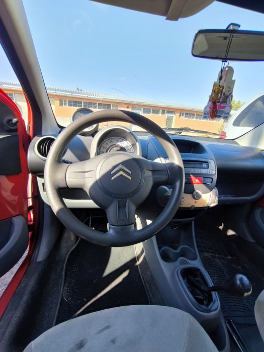 Citroen C1 1.0 an 2006 Tomesti • OLX.ro
