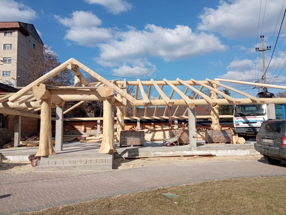 Cabane din lemn rotund construcții din bustean Marisel • OLX.ro