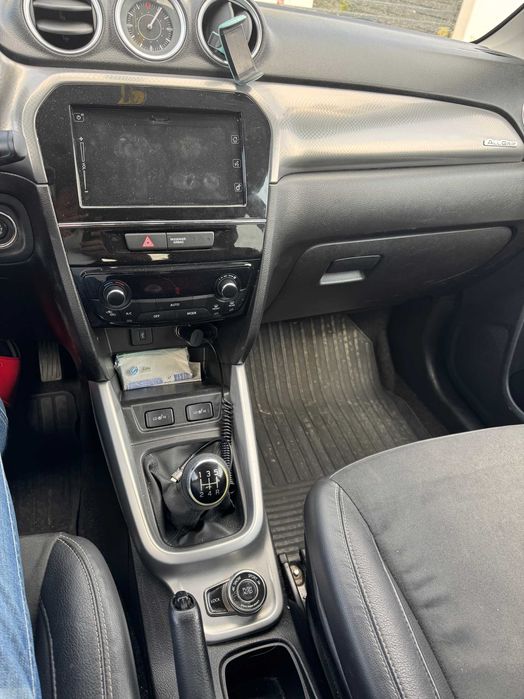 Vand Suzuki Vitara, Spirit All Grip 90.000km unic proprietar impecabil ...
