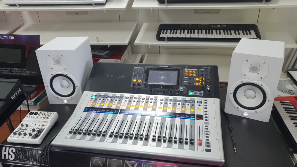 Mixer digital Yamaha TF3 (midas ,dynacord,fbt,rcf,beringer x32) Pitesti ...