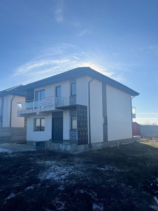Firma Constructii Case/Bloc/Hala Rosu/Cheie Executie Bucuresti Ilfov ...