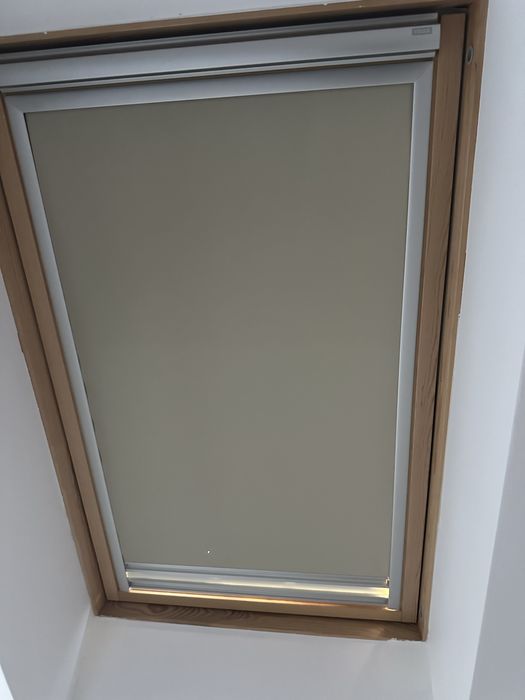 Rulou Velux DUO Opac+Plisat DFD MK06 Floresti • OLX.ro