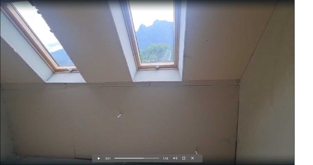 Vanzare garsoniera situata in Busteni Busteni • OLX.ro