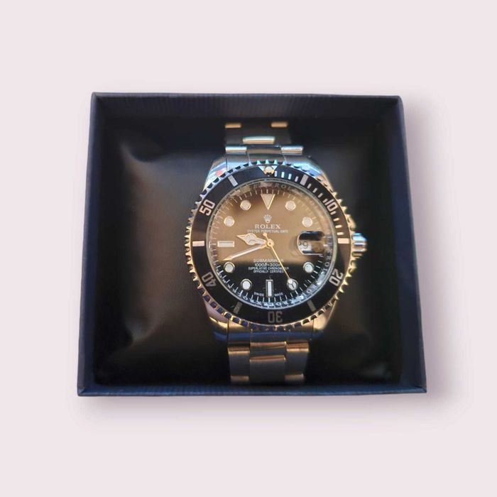 Vand Ceas Rolex Oyster Perpetual Date Submariner 41mm Transport Gratis ...