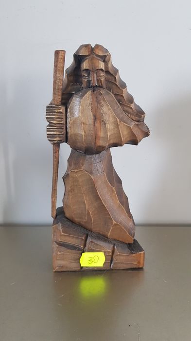 Statuete vechi din lemn masiv Unirea • OLX.ro