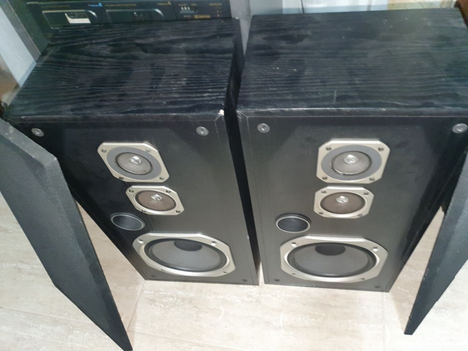 Pereche boxe Marantz HD-415 8ohmi 60w Paulesti • OLX.ro