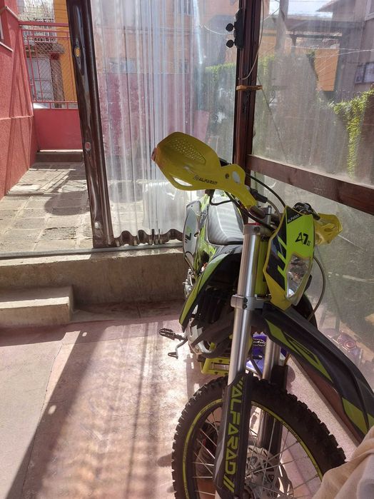 Кросов мотор alfarad 250cc гр. Карнобат • OLX.bg