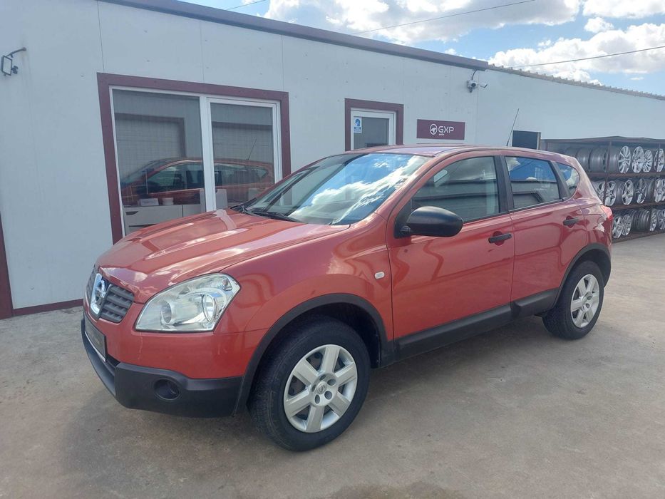 Nissan Qashqai! 4000 euro! benzina! aer conditionat! INMATRICULAT ...