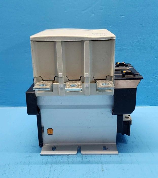 Contactor Telemecanique LC1F265, 3P, 250A, AC-3 265A ≤440V Nou Sigilat ...