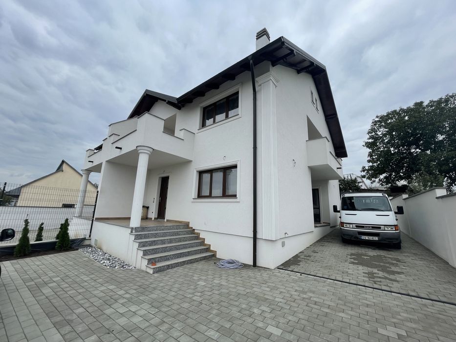 Casa tip duplex de 180mp+60mp pod si 6 ari de teren Moara,Suceava Suceava • OLX.ro