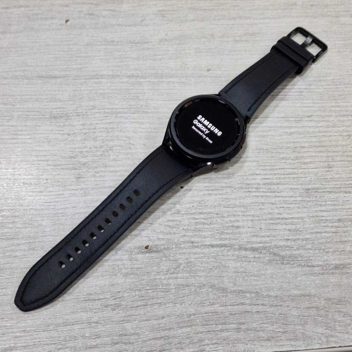 Samsung Galaxy Watch6 Classic 43mm Bluetooth (SM-R950) гр. Варна ...