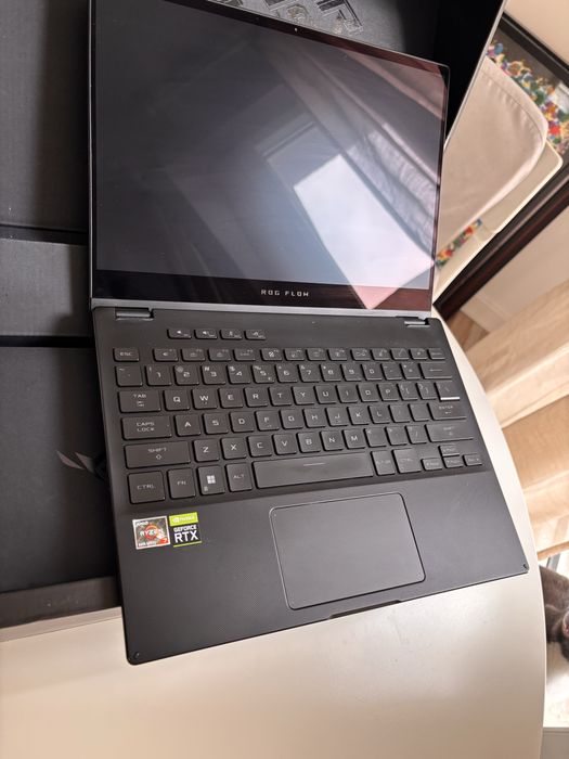 Asus Rog Flow x13 GV301RC + Pen Asus Bucuresti Sectorul 6 • OLX.ro