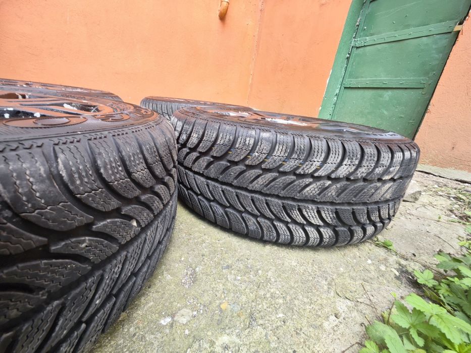 Roți complete de anvelope noi și jante aliaj 205/55/r 16 Brasov • OLX.ro