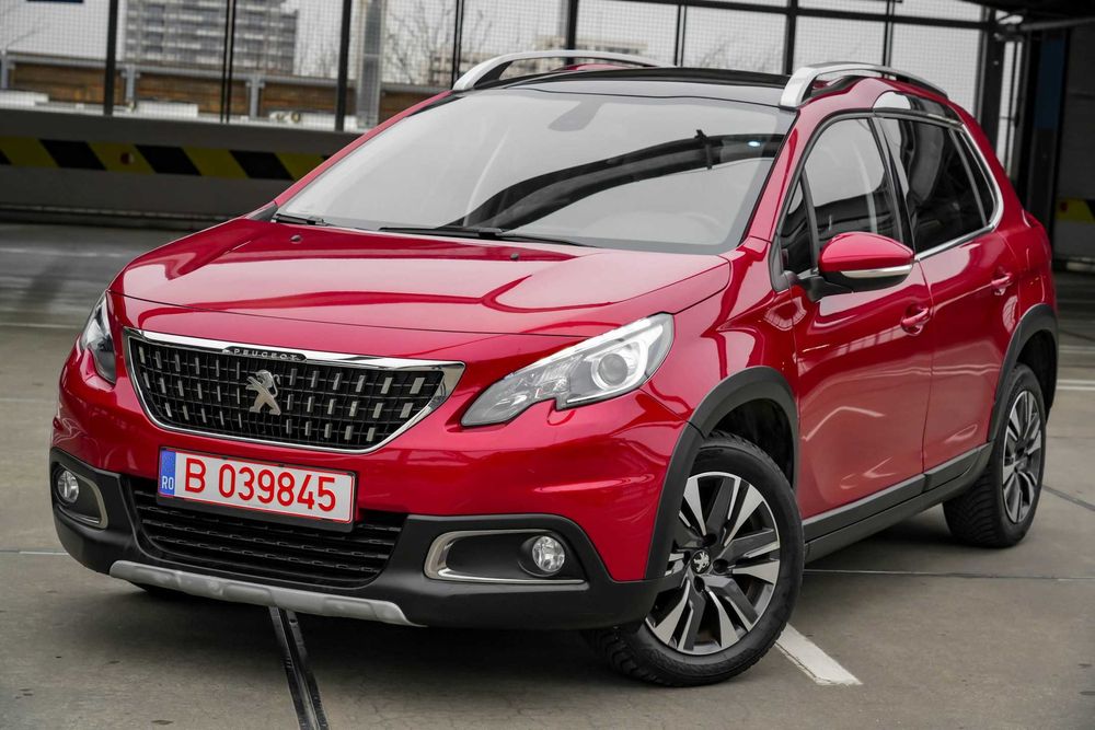 Peugeot 2008 Automat 1.2 PureTech Varianta de Top / ALLURE / Panoramic ...