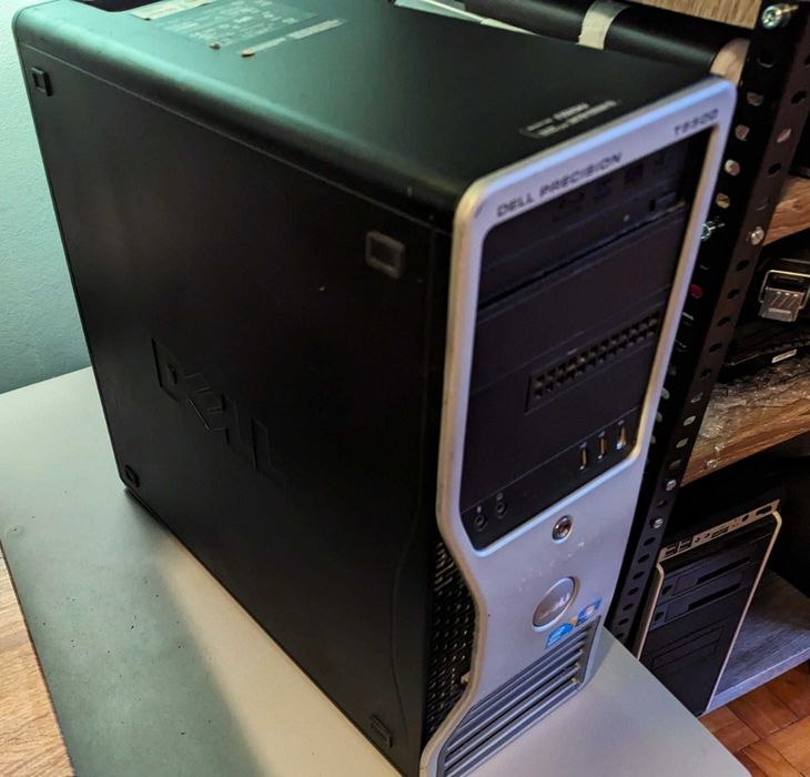 Workstaion DELL PRECISION T5500 Oradea • OLX.ro