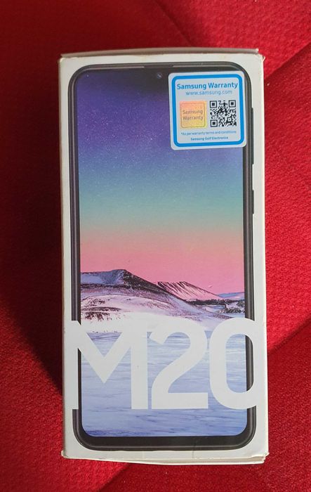 SAMSUNG M20 la cutie -cu mic defect Timisoara • OLX.ro