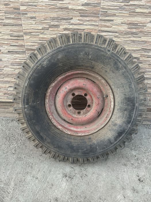 Doua roti ARO dimensiune 900 pe 16 Iasi • OLX.ro