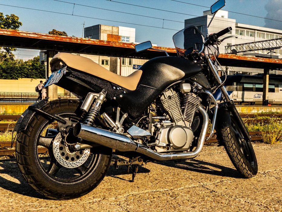 Suzuki vx800 cafe racer-A2 Focsani • OLX.ro