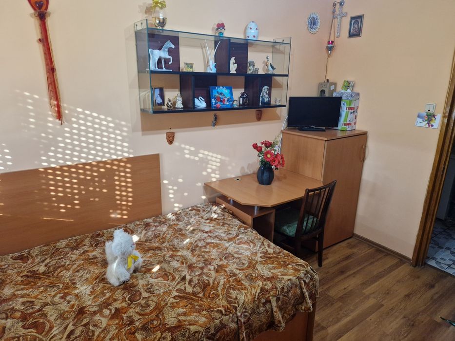 Inchiriez camera Constanta • OLX.ro